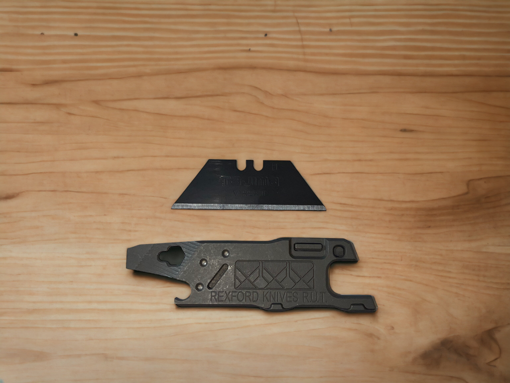 Rexford RUT V5 Titanium Utility Tool - Exclusive | Gallantry