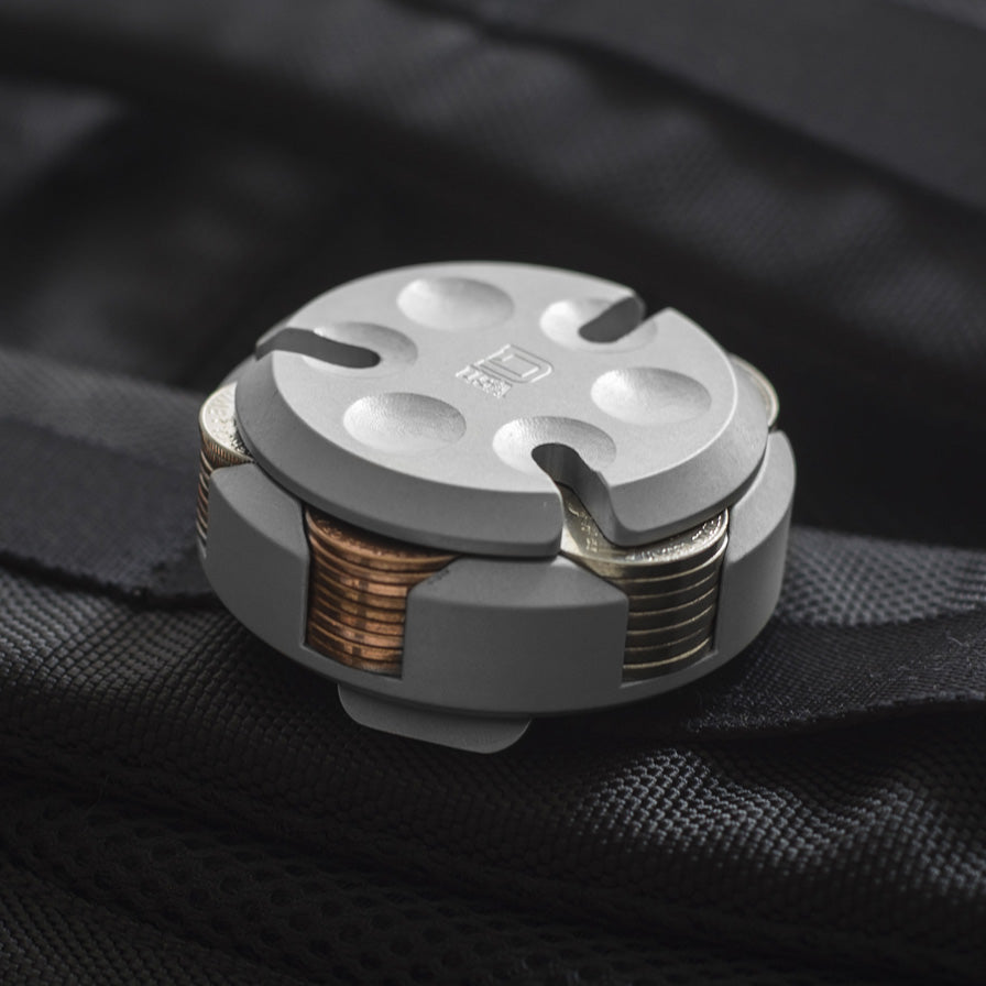 Dango Coin Capsule + Tether - Silver | Gallantry