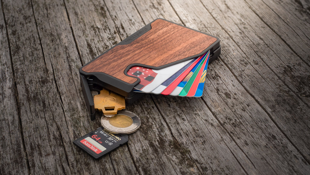 Fantom X Coin Holder - Carbon Fiber | Gallantry